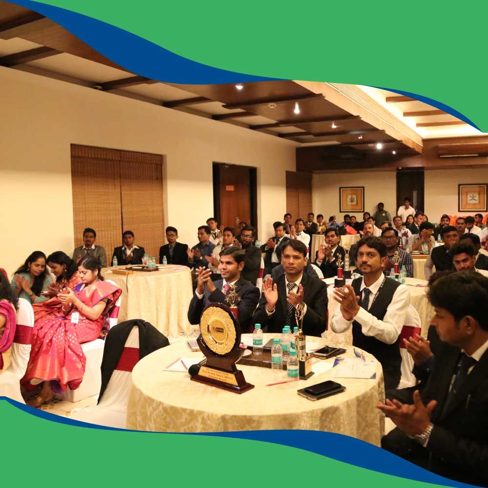 Meet Our Team | Promunim